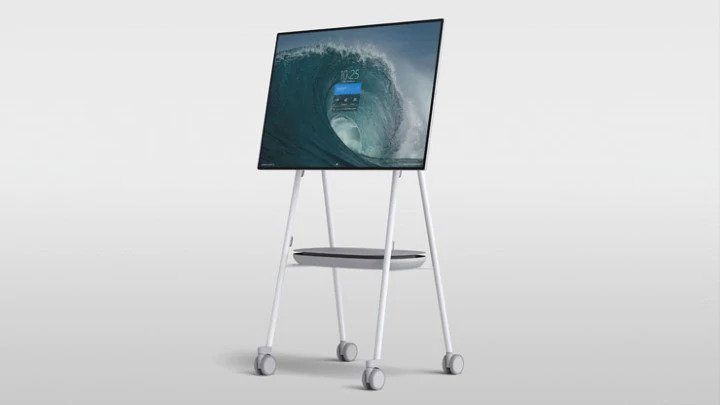 Surface Hub 2S Introduced by Microsoft